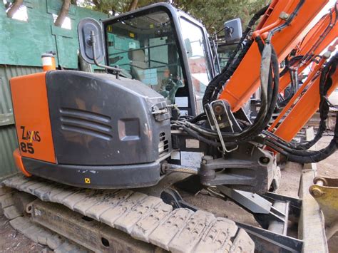 Hitachi Zx85 5 Zero Tail Swing Excavator Cw Set Of 5no Buckets