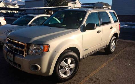 Замена моторного масла Ford Escape