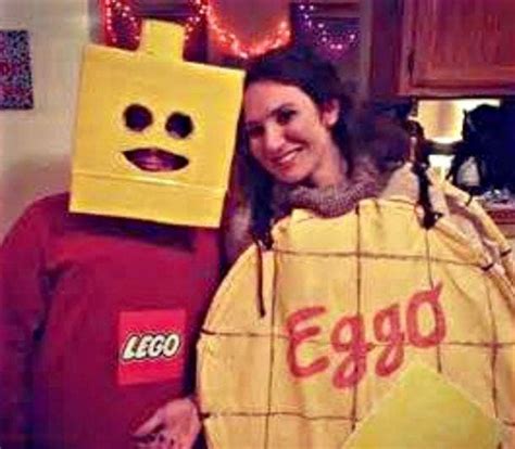 25 Best Diy Funny Pun Halloween Costume Ideas Yourtango