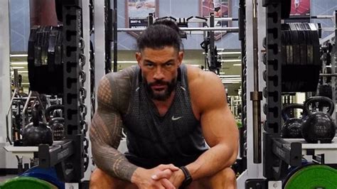 Roman Reigns Thanks Georgia Tech Coach Brent Key For His Hospitality