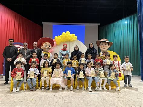 گزارش تصویری برگزاری جشن الفبای دانش آموزان کلاس اول دبستان های دخترانه