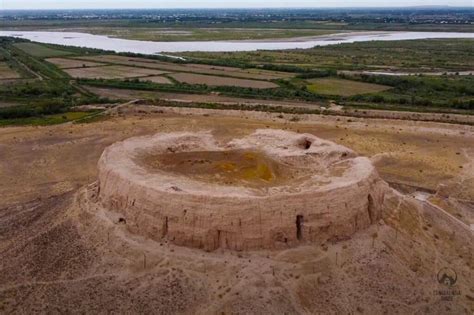 ゾロアスター教は古代の宗教 Central Asia Guide
