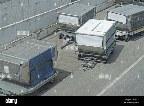 Unit Load Devices Stock Photo Alamy