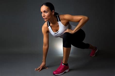 Sport Girls Wallpapers Top Free Sport Girls Backgrounds Wallpaperaccess