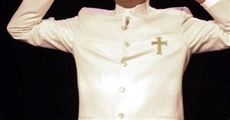 Wife Of Televangelist Benny Hinn Files For Divorce The San Diego