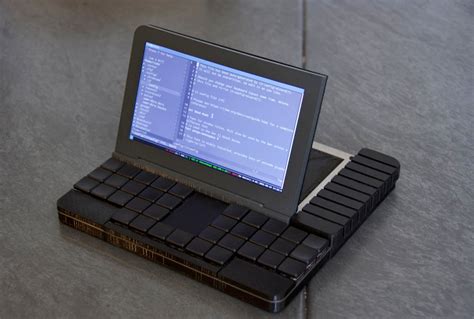 Building The Naked Keyboard