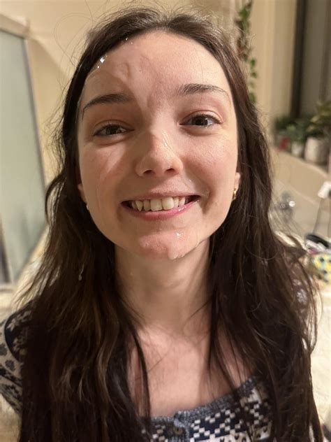 Happy Girl Rcumshotselfies