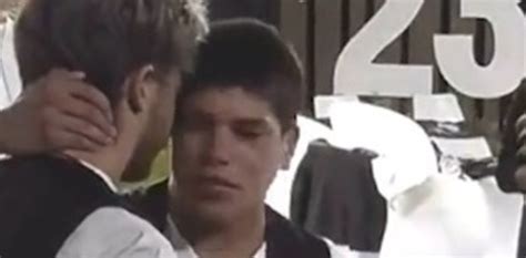 Thiago y Nacho cumplieron su promesa y se besaron en la noche de año
