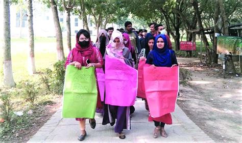 Students Lay Siege To Iu Engineering Building Over Punishment The