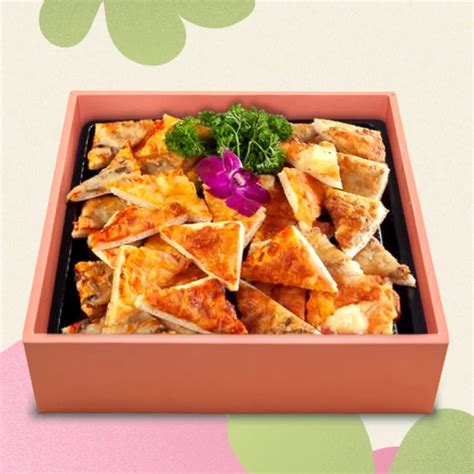 Assorted Mini Pizza Slices Box Celebox