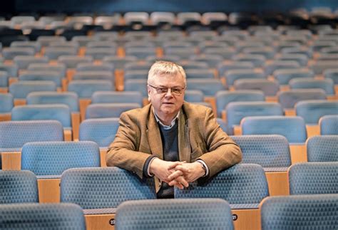 Bild Zu Oper Frankfurt Intendant Bernd Loebe Agiert Klug Und