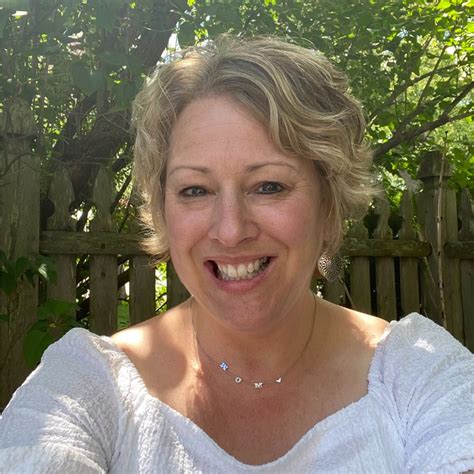 Amy Simard Client Relationship Associate Iq Eq Trust Company U S Linkedin