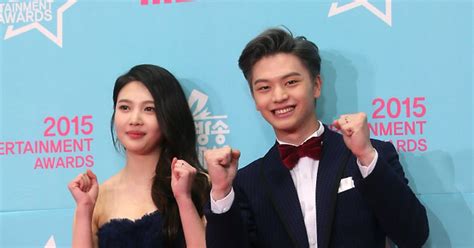 [포토]조이 육성재 커플 파이팅