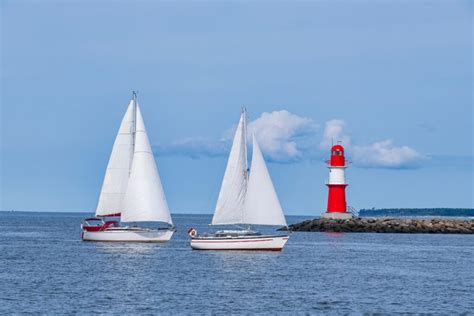 Fixed Vs Variable Annuities Oceanview®️