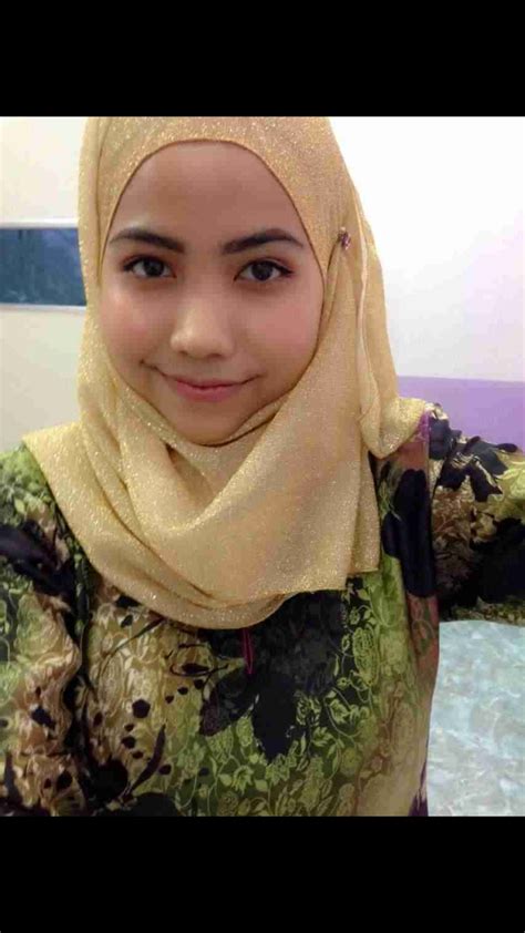 Gambar Awek Bertudung Koleksi Gambar