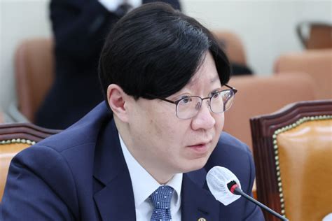 금융위 부위원장 Esg 공시제도 구체화국제논의에도 주목해야 Sbs Biz