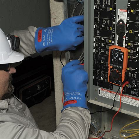 Slim Digital Multimeter Trms Auto Ranging 600v Temp Mm450 Klein Tools