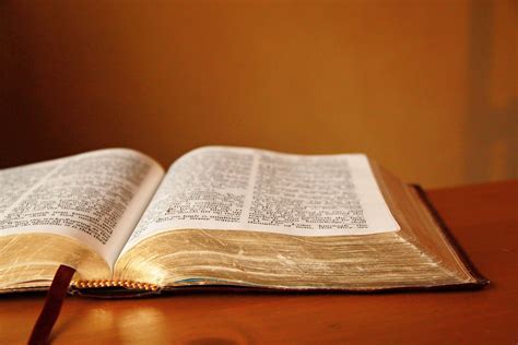 Open Bible Wallpapers Top Free Open Bible Backgrounds Wallpaperaccess