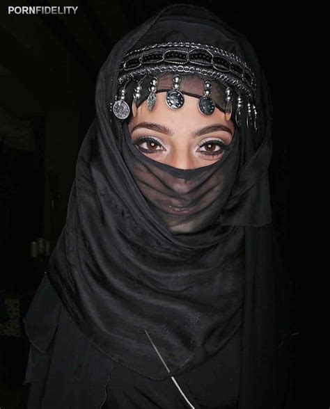Eks Bintang Porno Ini Pensiun Karena Produser Ingin Jatuhkan Islam