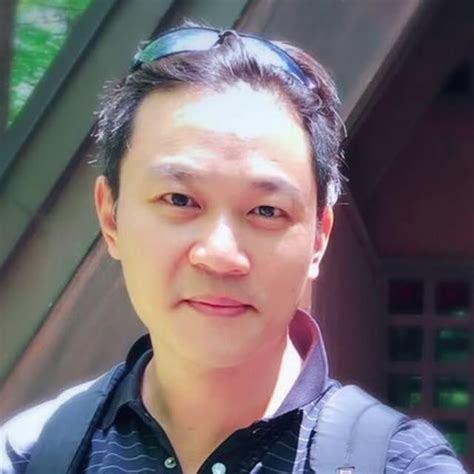 第一、沒有人能夠精準預判方向，除非熟悉的指標很明確，那麼判斷成功的機率會高很多，這一點需要多投入觀察，看久了判斷不會太差。 第二、做不到100