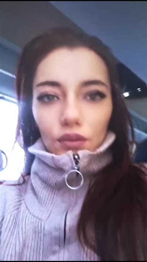 снег
