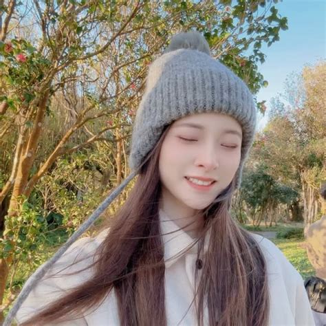 想問一個問題 男生約女生看哥吉拉是正常的嗎 我跟哥吉拉不熟欸