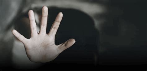 داخل مدرسة طفلتان تعرّضتا لاعتداء جنسيّ وهذا هو المتّهم