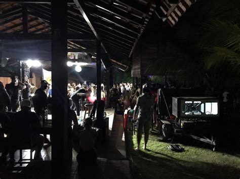 Festa clandestina mais de 500 pessoas é interrompida em pousada no