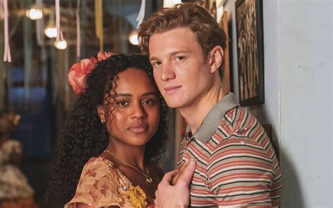 Garota do Momento Tudo sobre a novela das seis da Globo Notícias da TV