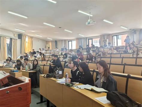 中国政法大学“202425学年本科生及研究生赴国（境）外交流项目宣讲会”成功举办 国际合作与交流处（港澳台办公室）