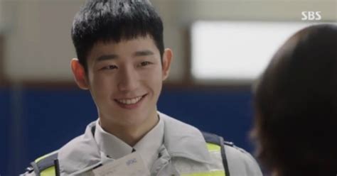 당잠사 정해인 새로운 여심 스틸러로 떠오른 비주얼