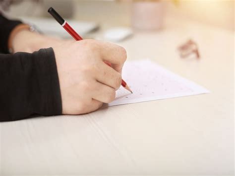Jee Main Marks Vs Percentile Vs Rank Know How To Calculate Nta Score