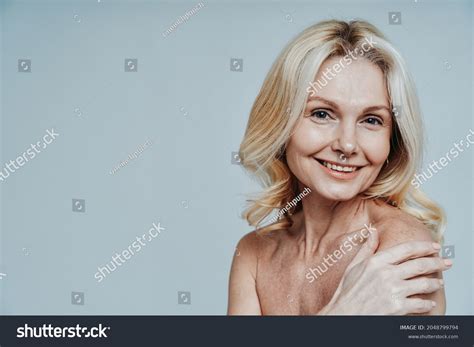 Naked Seniors Images Photos Et Images Vectorielles De Stock Shutterstock