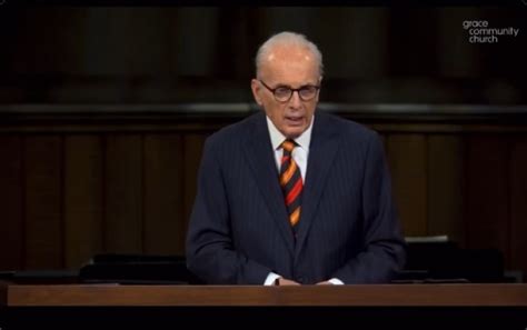 John Macarthur Briefly Returns To Pulpit For Thanksgiving Service Us