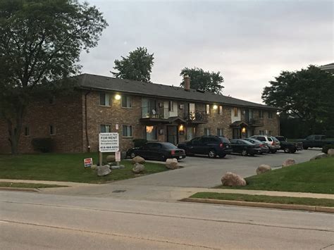 6939 N 76th St Unit 2 Milwaukee Wi 53223 Room For Rent In Milwaukee