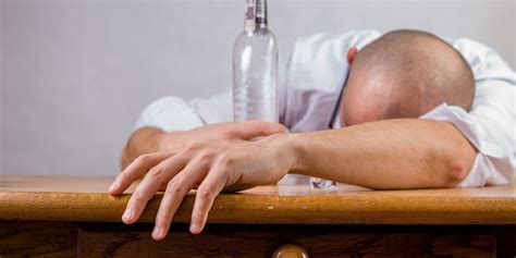 Tratamento de dependência alcoólica deve ser custeado por plano de