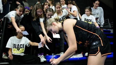 Sopron Galatasaray Juhász Dorka és Papp Klaudia értékelése