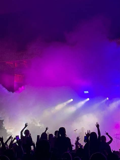 Instagram Mariaselkey Mgk Concert Mgk Concert Mgk Concert
