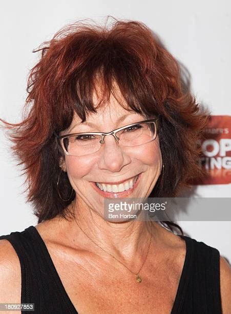 Mindy App Photos And Premium High Res Pictures Getty Images