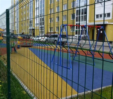 Сетчатые ограждения для детских площадок: предъявляемые требования к ...