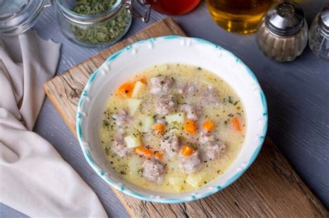 Premium Photo Seasoned Soup With Meatballs With Vegetables Turkish