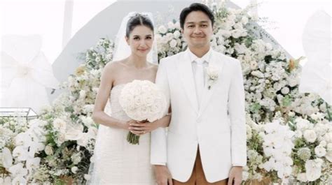 Potret Biodata Mikha Tambayong Yang Diduga Pindah Agama Demi Menikah