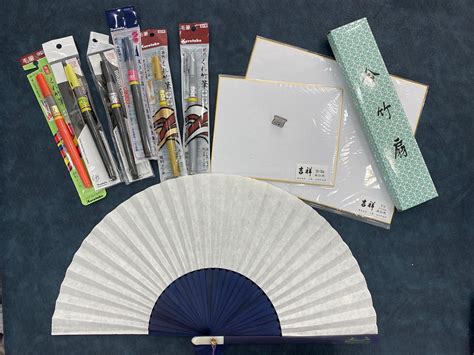 늘푸른캘리 캘리그라피체험단 화방넷에서 보내주신 아이들~ 전 펜 한자루 오려나 했더니 왠걸 세뚜로 다