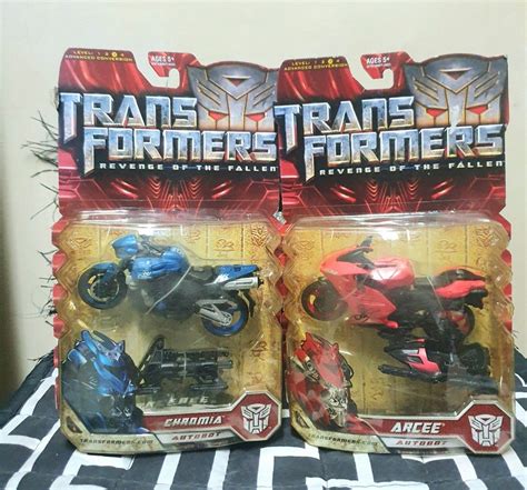 Transformers Rotf Arcee And Chromia Hobbies And Toys Toys And Games On Carousell