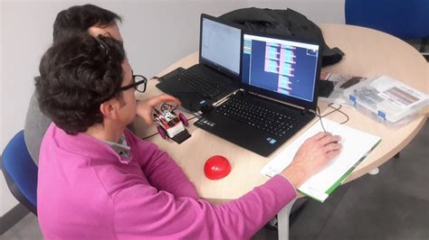 15 02 Taller De Introducción A La Robótica En Educación Secundaria Con Arduino™ Malagabyte