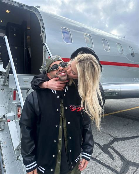 بیوگرافی ساشا سبحانی Sasha Sobhani ماشین ساشا سبحانی