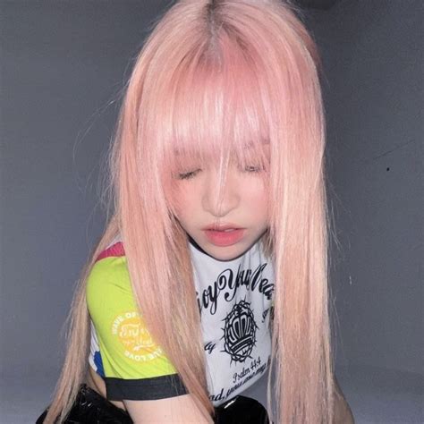 Nmixx Lily Lq Icon Pink Lily Bangs Girl Group Kpop Pretty Hair