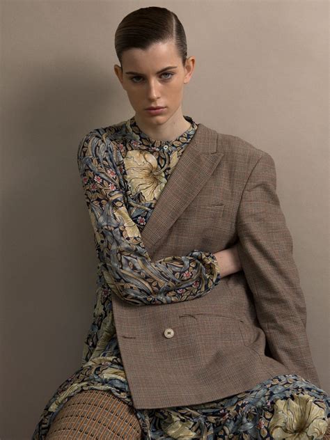 Model Claudia MMG Models