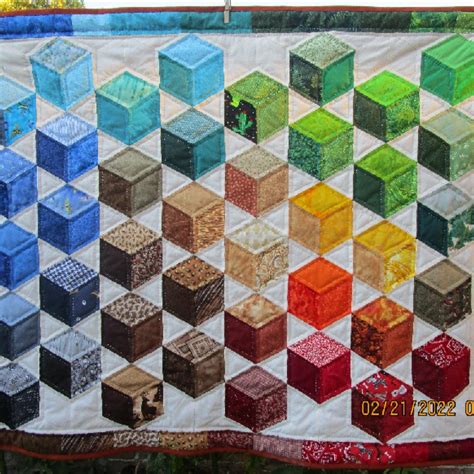 Floating Blocks Quiltsby Me