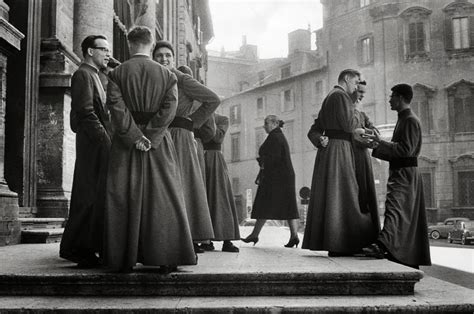 History In Photos Henri Cartier Bresson